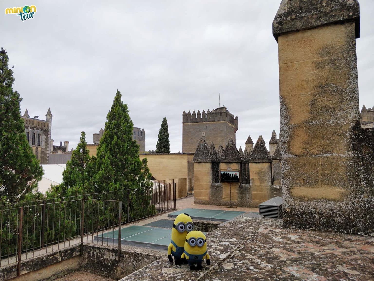 Conquistamos el Castillo de Almodóvar del Río - MiniOnTour