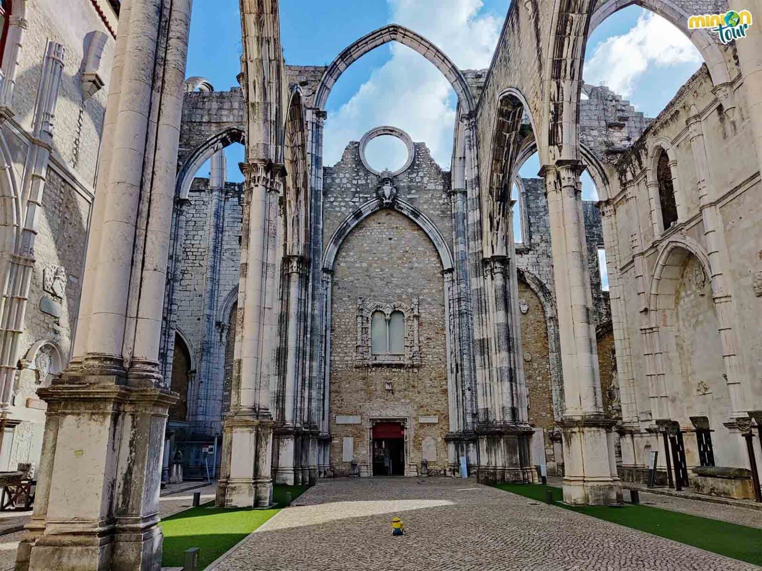 Convento do Carmo, un lugar especial en Lisboa - MiniOnTour