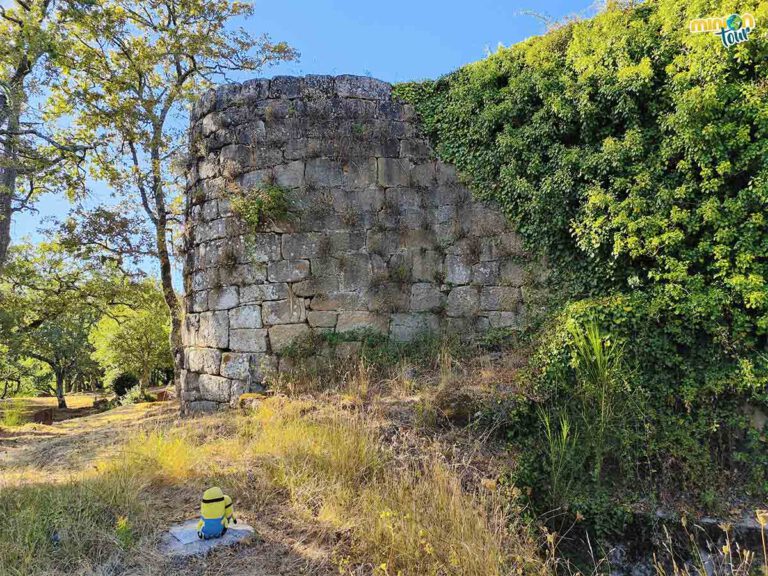 Castillo de A Peroxa, la fortaleza más secreta de la Ribeira Sacra